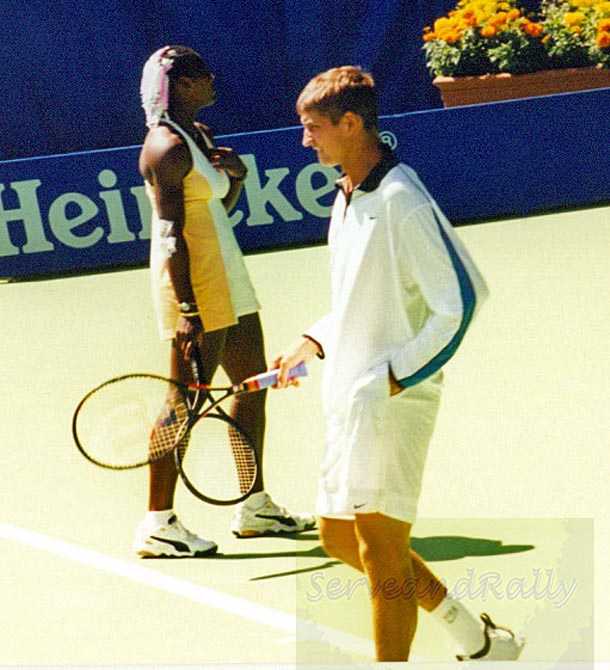 Photo gallery - SERVE AND RALLY