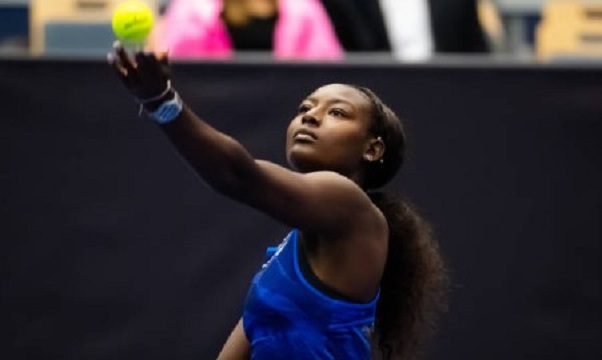 Alycia Parks Defeats Crowd Choice For Title - SERVE AND RALLY